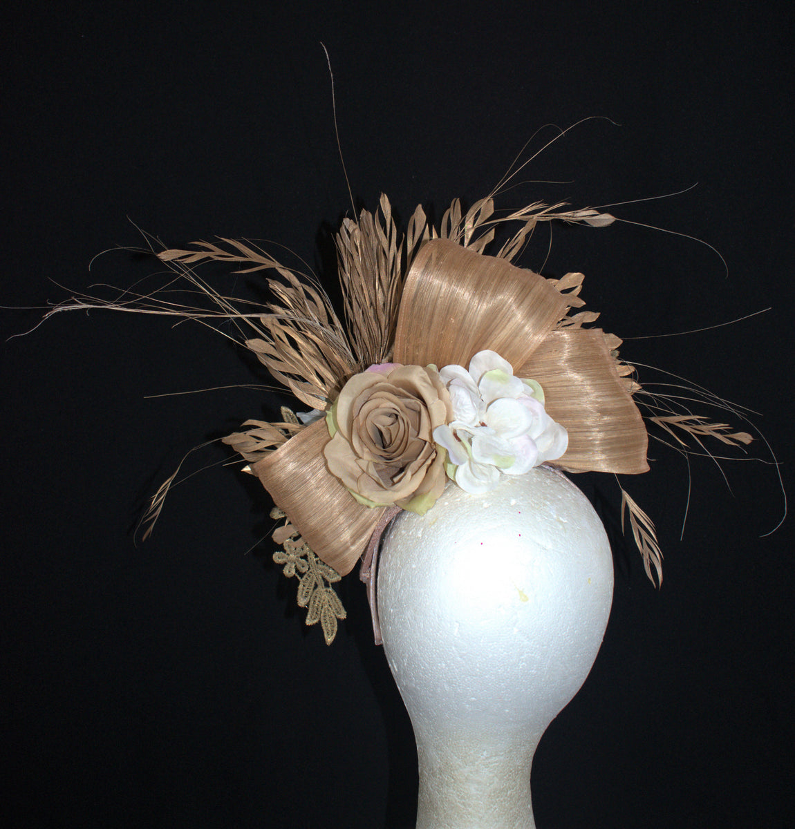 Beige cream nude gold feather floral fascinator – Beautiful Fascinators